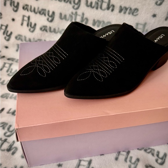 Lisa Vicky | Shoes | Lisa Vicky Skip Mule | Poshmark